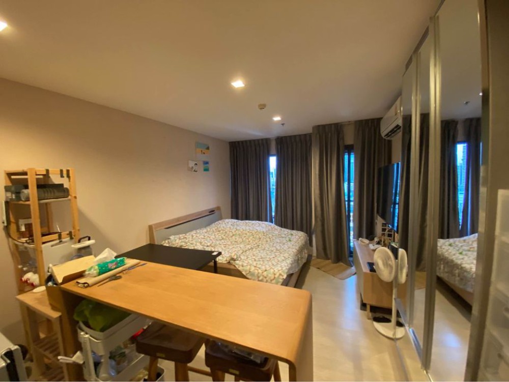 Scancondo | ขาย คอนโด ริทึ่ม สุขุมวิท 36-38 ตกแต่งพร้อมอยู่ เฟอร์นิเจอร์ครบ สตูดิโอ 1น้ำ ด่วนๆๆ